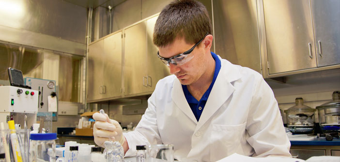 Survey: Americans struggle with science, but respect scientists