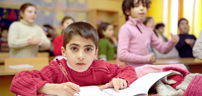Preschoolers with special needs benefit from peers' strong language skills