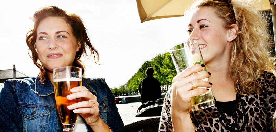 Social drinking and contagious emotions: Can alcohol make you catch a ...