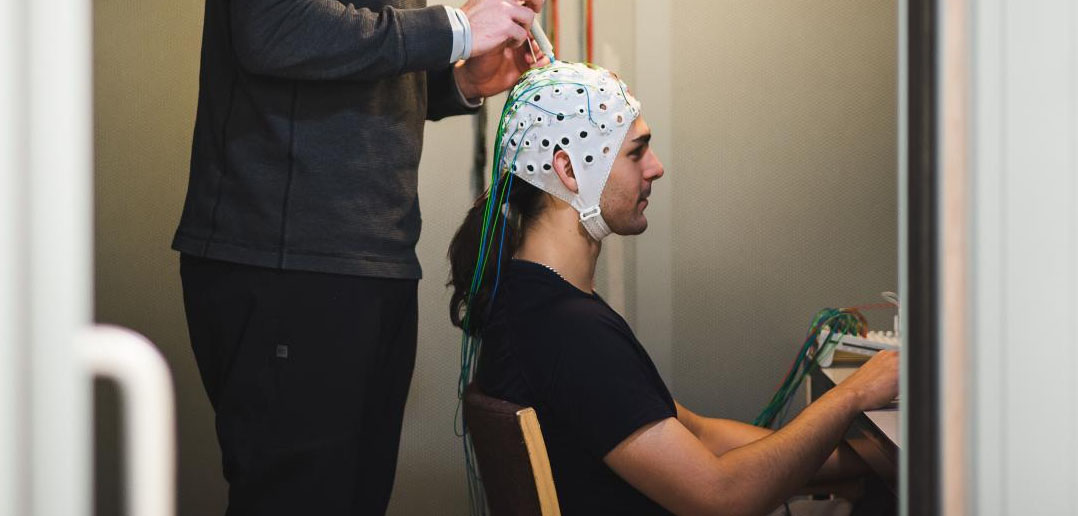 Study: When focused we process information continuously rather than in ...