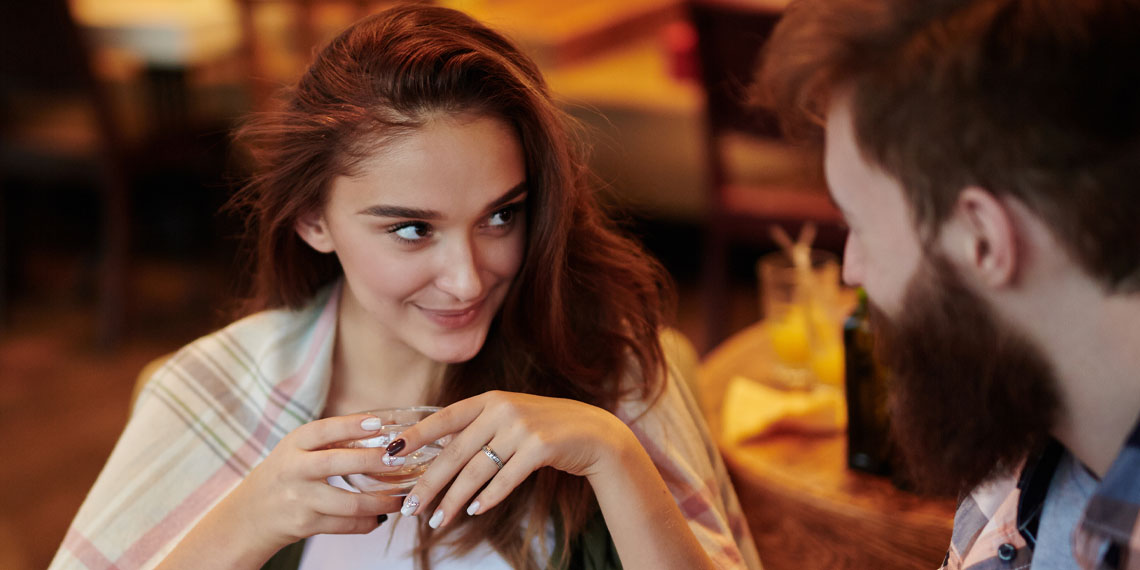 Study identifies a flirtatious facial expression that activates sex ...