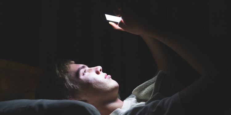 Smartphone-induced flow experiences may act as a trigger for compulsive ...