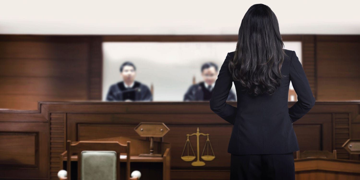 Physically attractive attorneys tend to have greater success in federal ...